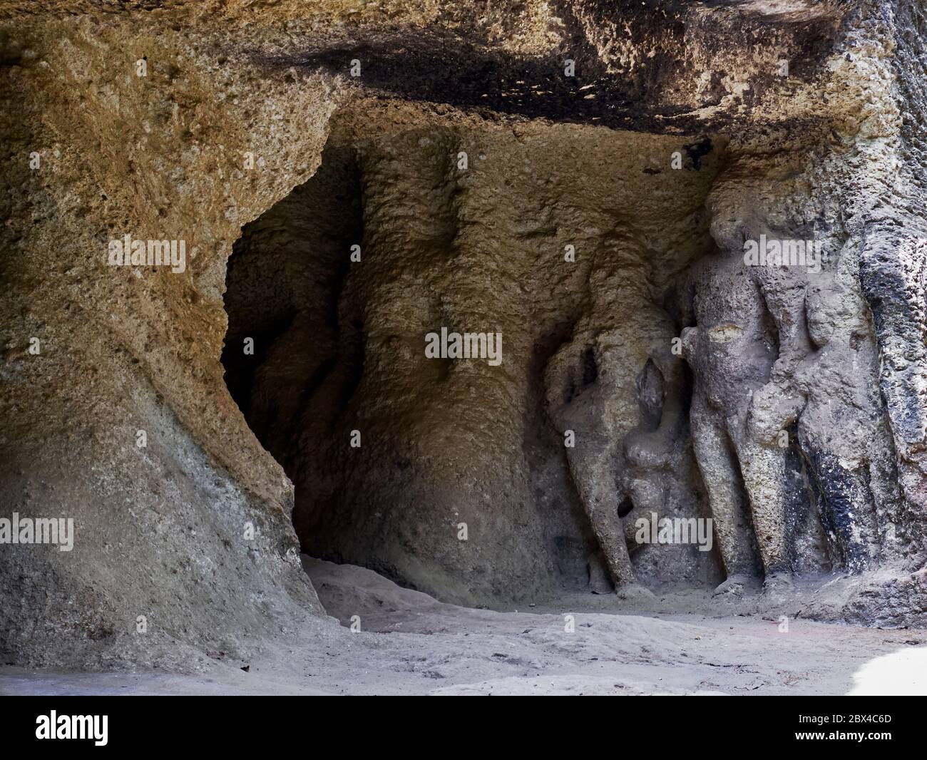 Jogeshwari cave, mumbai hi-res stock photography and images - Alamy