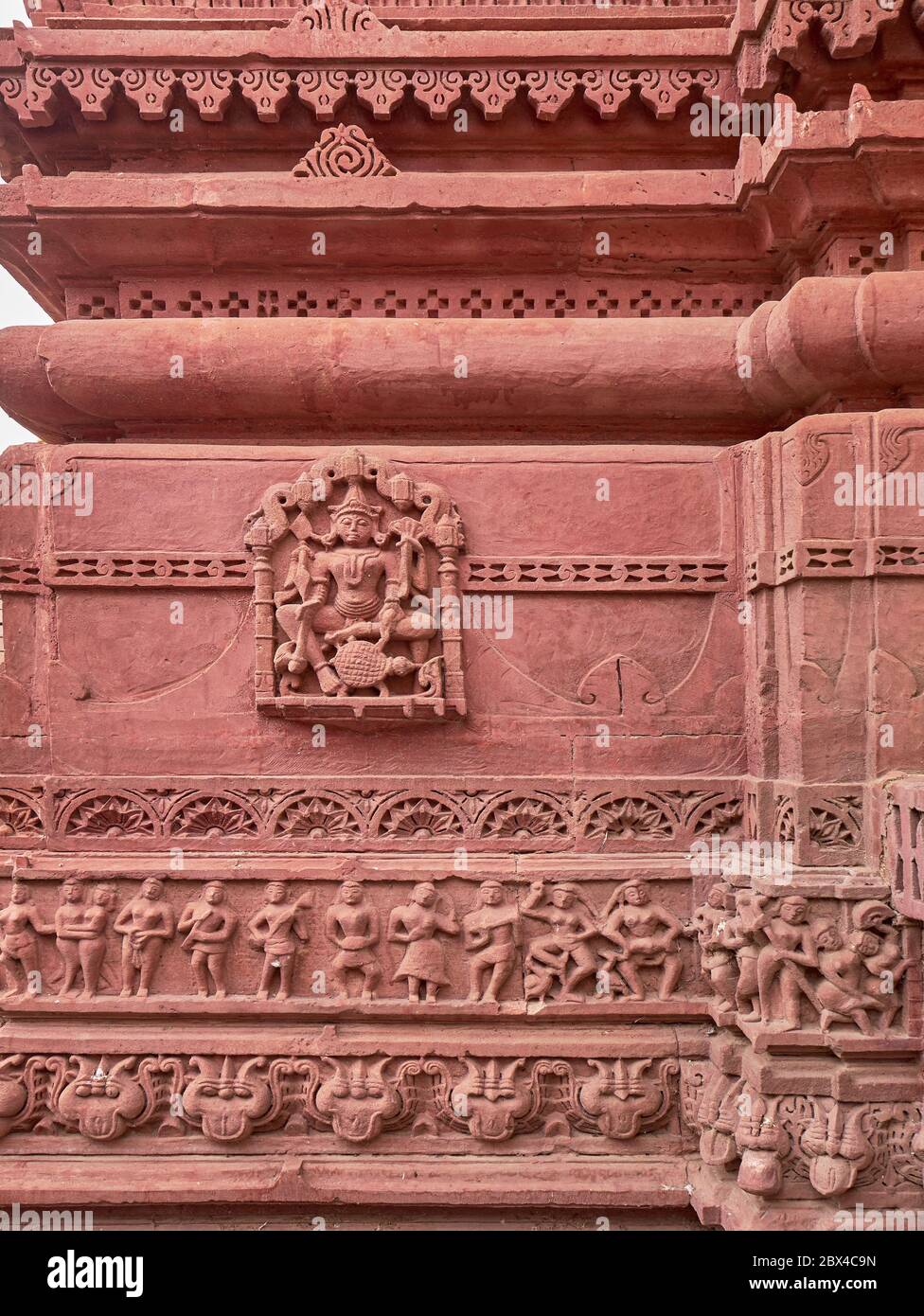 Kirti mandir sculpture hi-res stock photography and images - Alamy