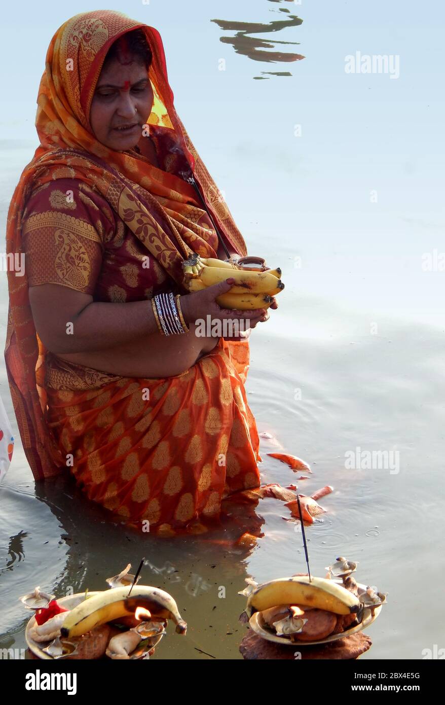 Offerings to god hi-res stock photography and images - Alamy