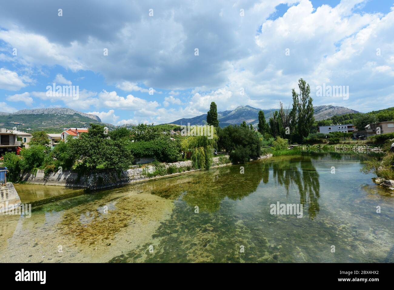Split river hi-res stock photography and images - Alamy