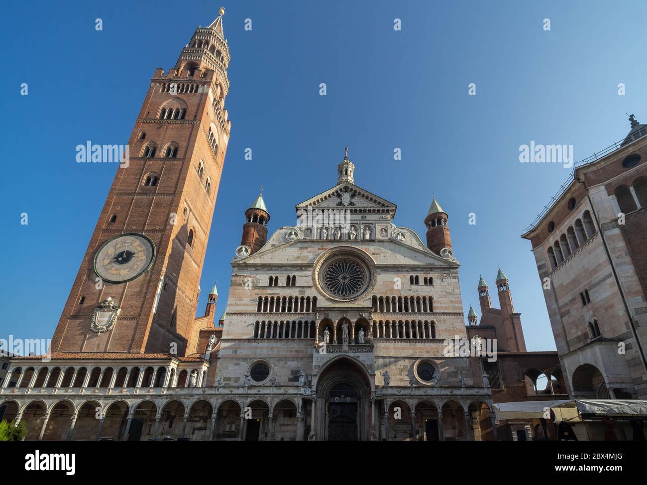 Cremona monuments hi-res stock photography and images - Alamy