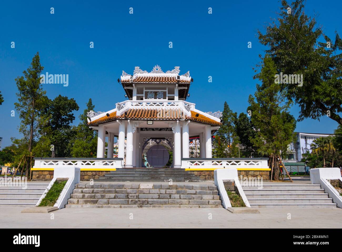 Tieu Dinh, Cong Vien Thrung Bac, park, Hue, Vietnam Stock Photo - Alamy