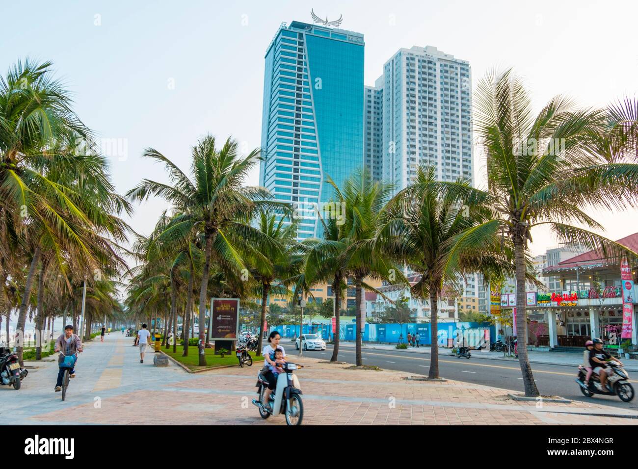 Da nang street scene hi-res stock photography and images - Alamy