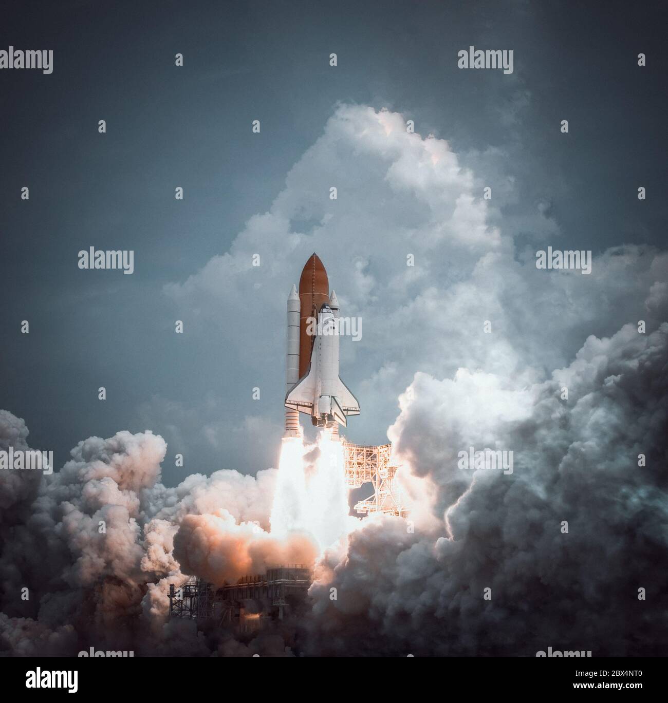 Spaceship flame fire smoke hi-res stock photography and images - Alamy