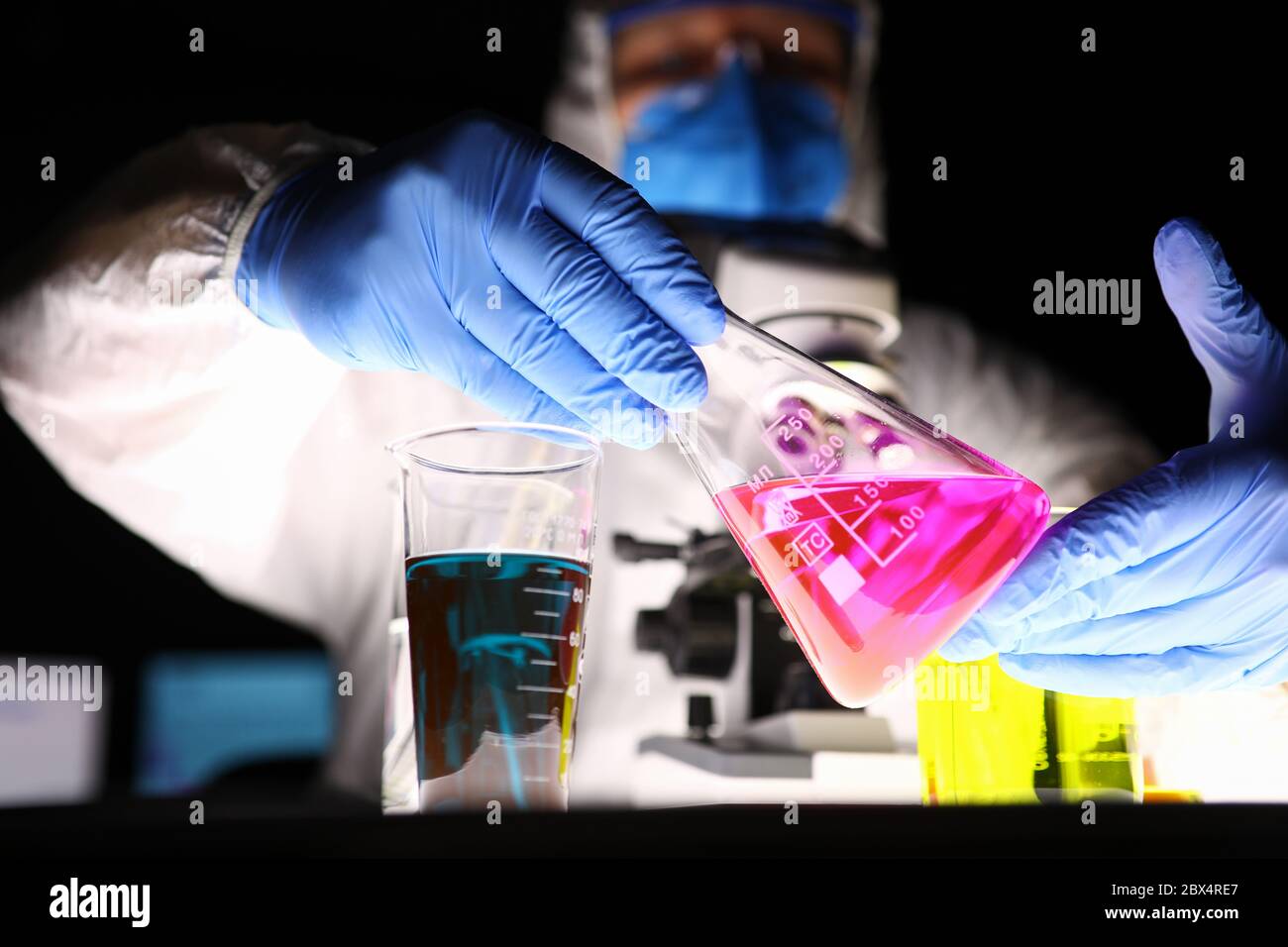 Mixing liquid colour hi-res stock photography and images - Alamy