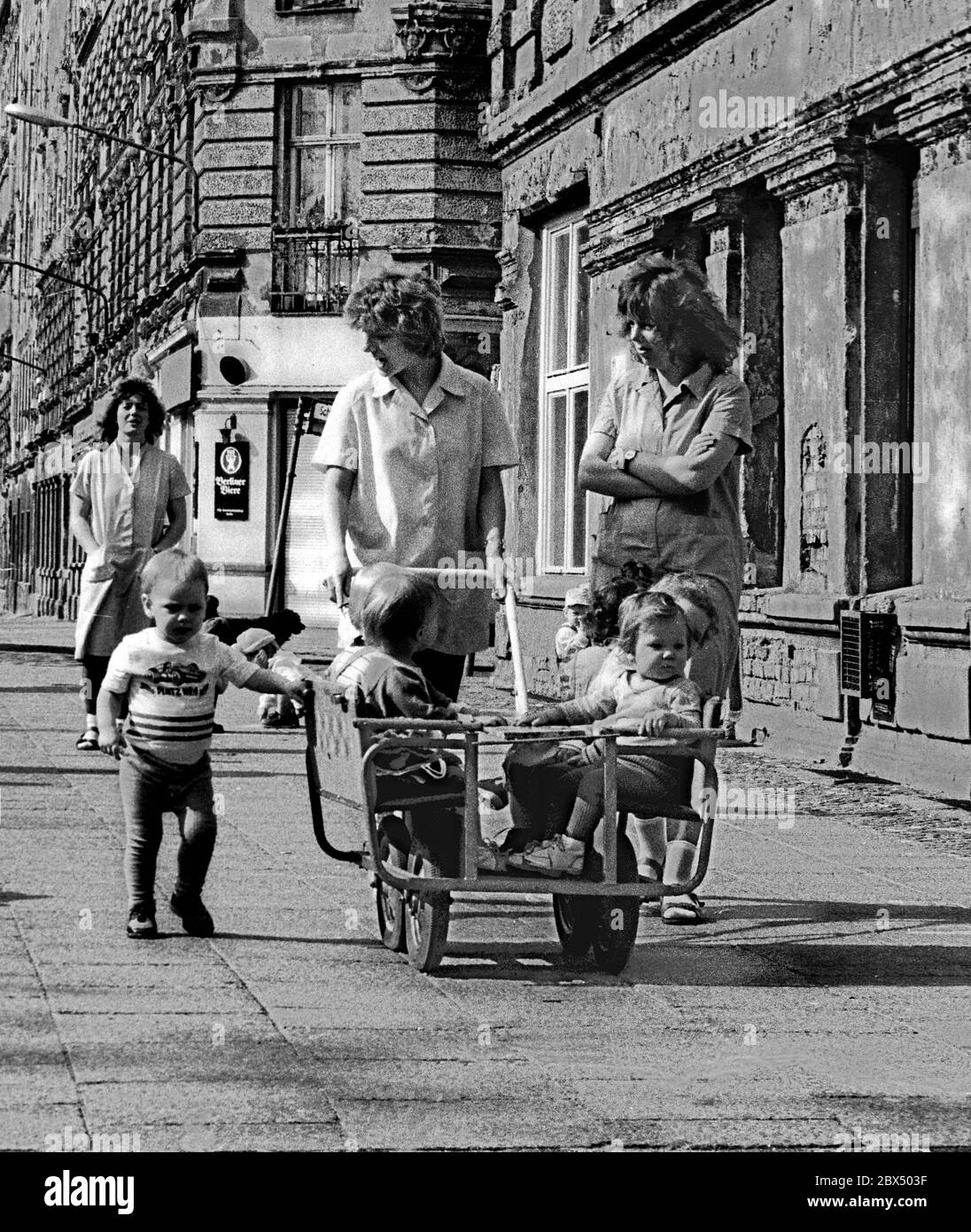 Berlin pankow prenzlauer berg Black and White Stock Photos & Images - Alamy