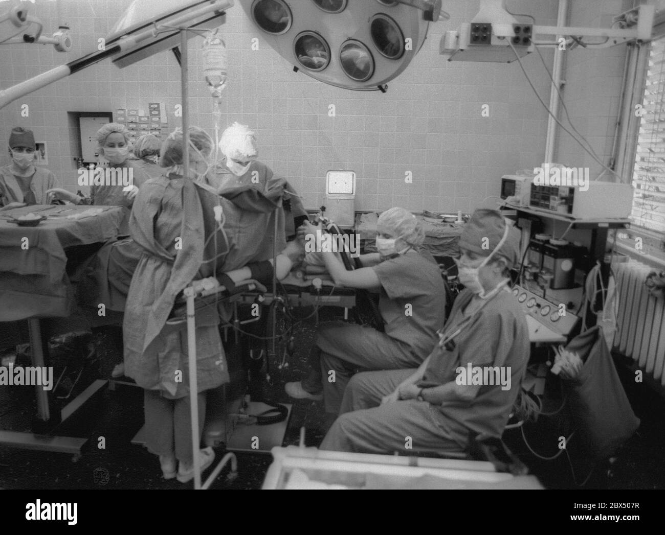 Berlin / Health / 4 / 1990 Lichtenberg Hospital, Operation // Nurse ...