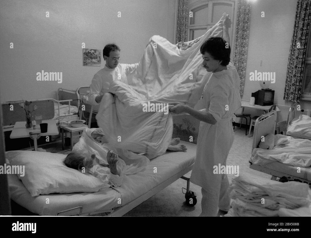 Berlin / Prenzlauer Berg / Health / GDR / 3 / 1990 Prenzlauer Berg ...