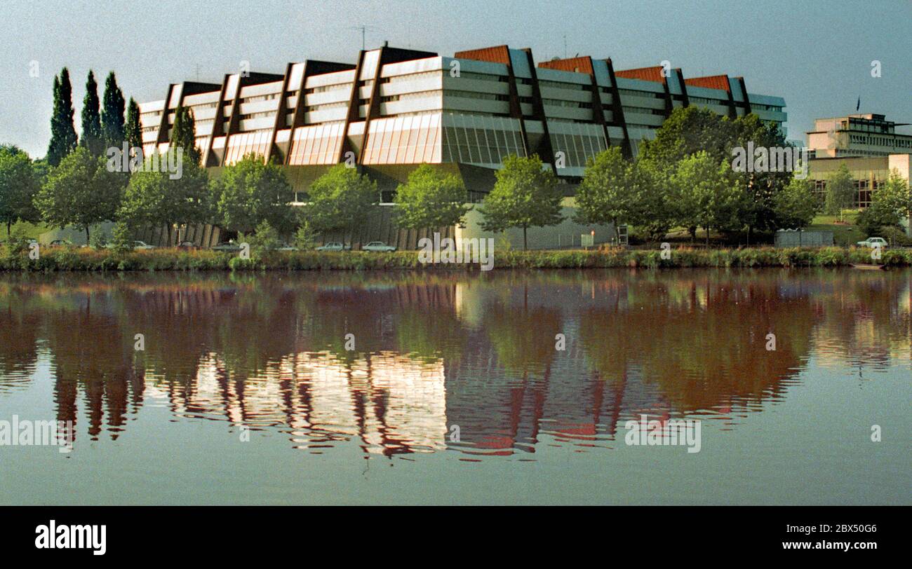 Europe / EU / Symbols / EP / 1989 Parliament in Strasbourg (old ...