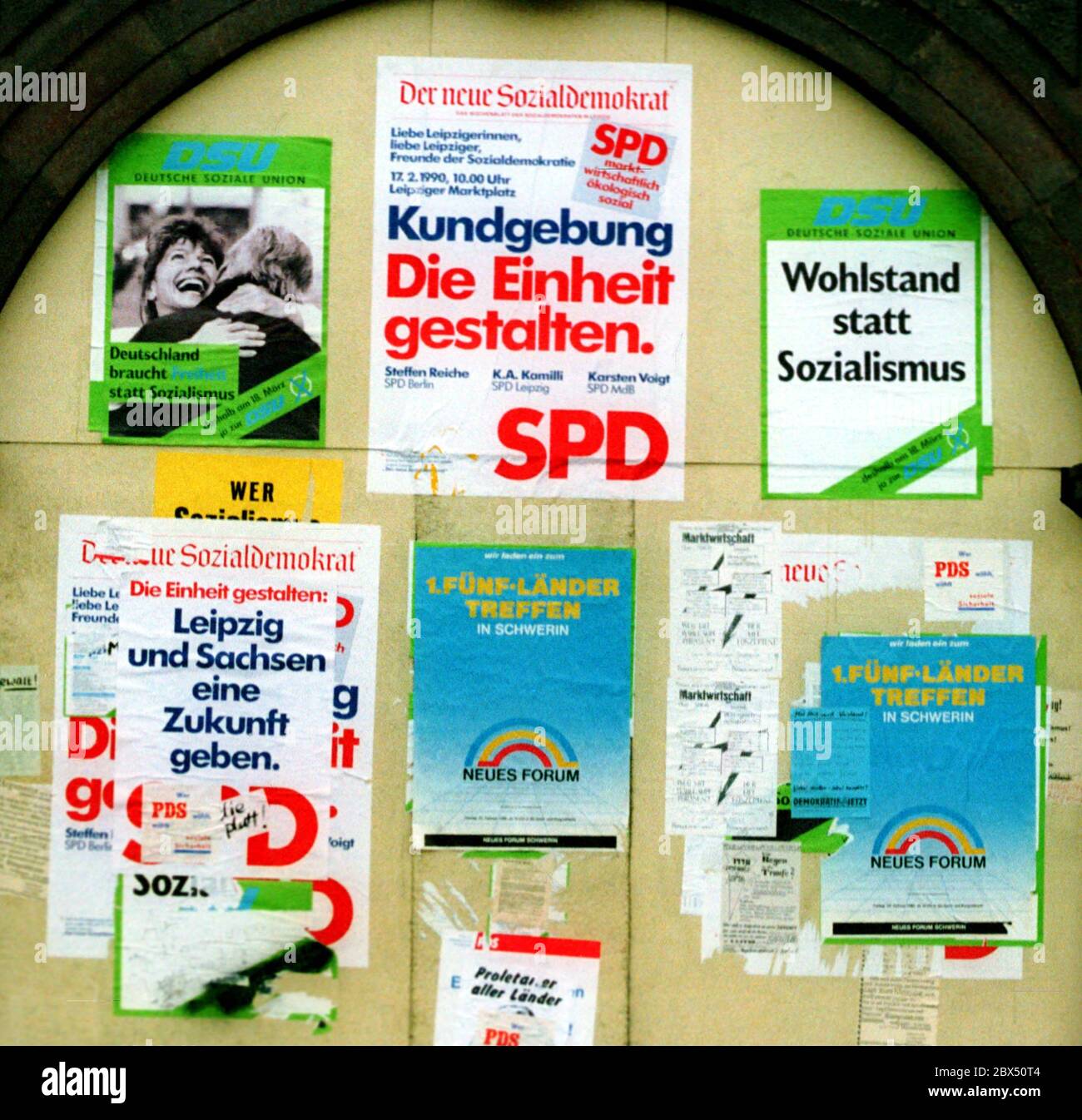 GDR / Sachseen / 1990 elections in the new federal states. Photo: in ...