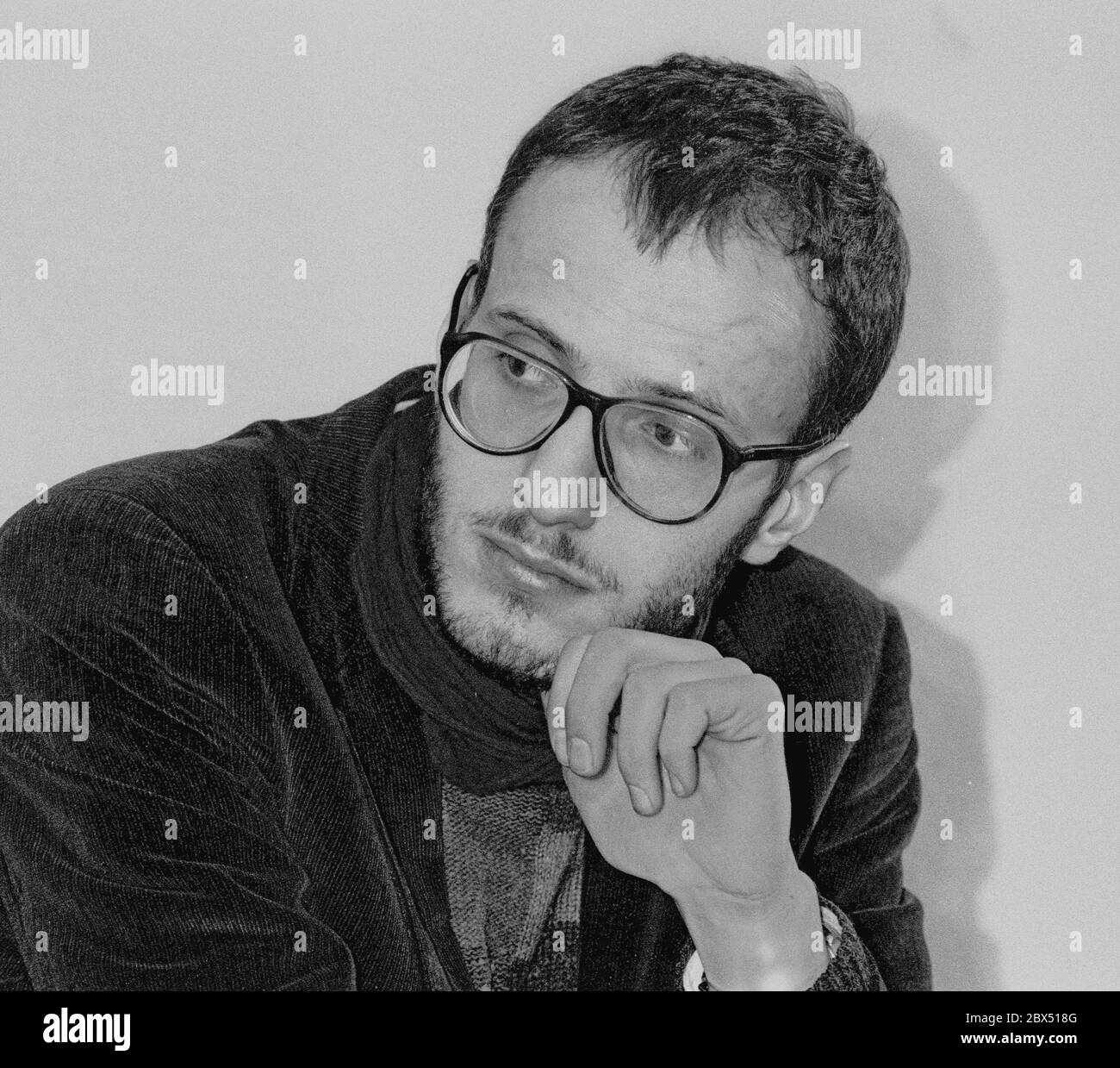 East Berlin / GDR / 1989 Press conference in East Berlin, in a room of ...