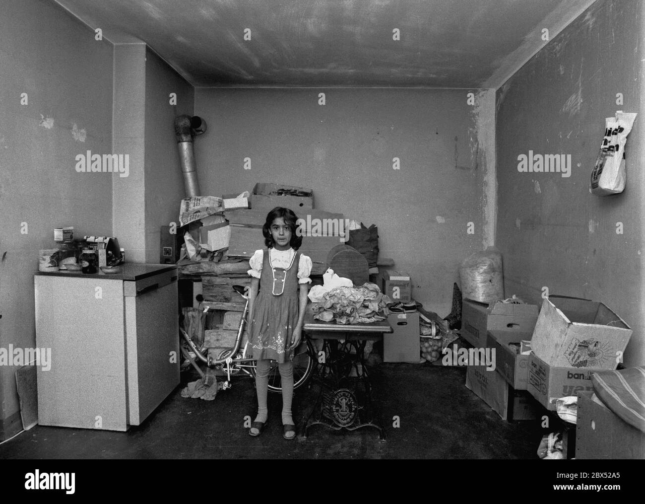 Asylum seekers room hi-res stock photography and images - Alamy