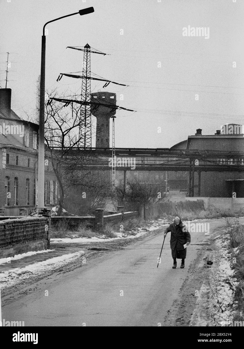Gdr housing Black and White Stock Photos & Images - Alamy