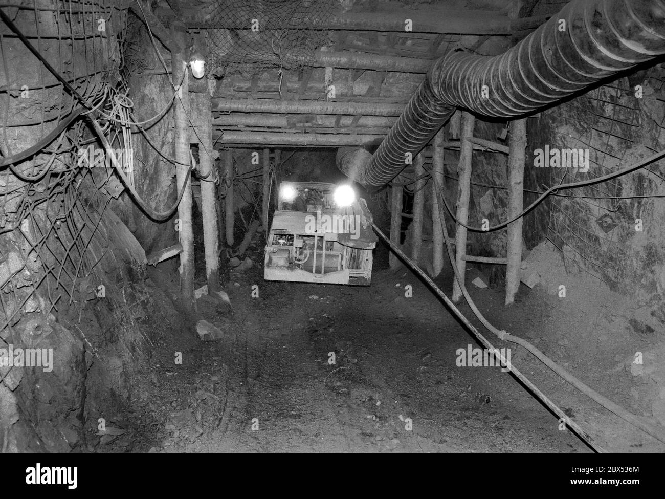 Thuringia / GDR / Mining / 3 / 1990 Drosen uranium mining shaft near ...