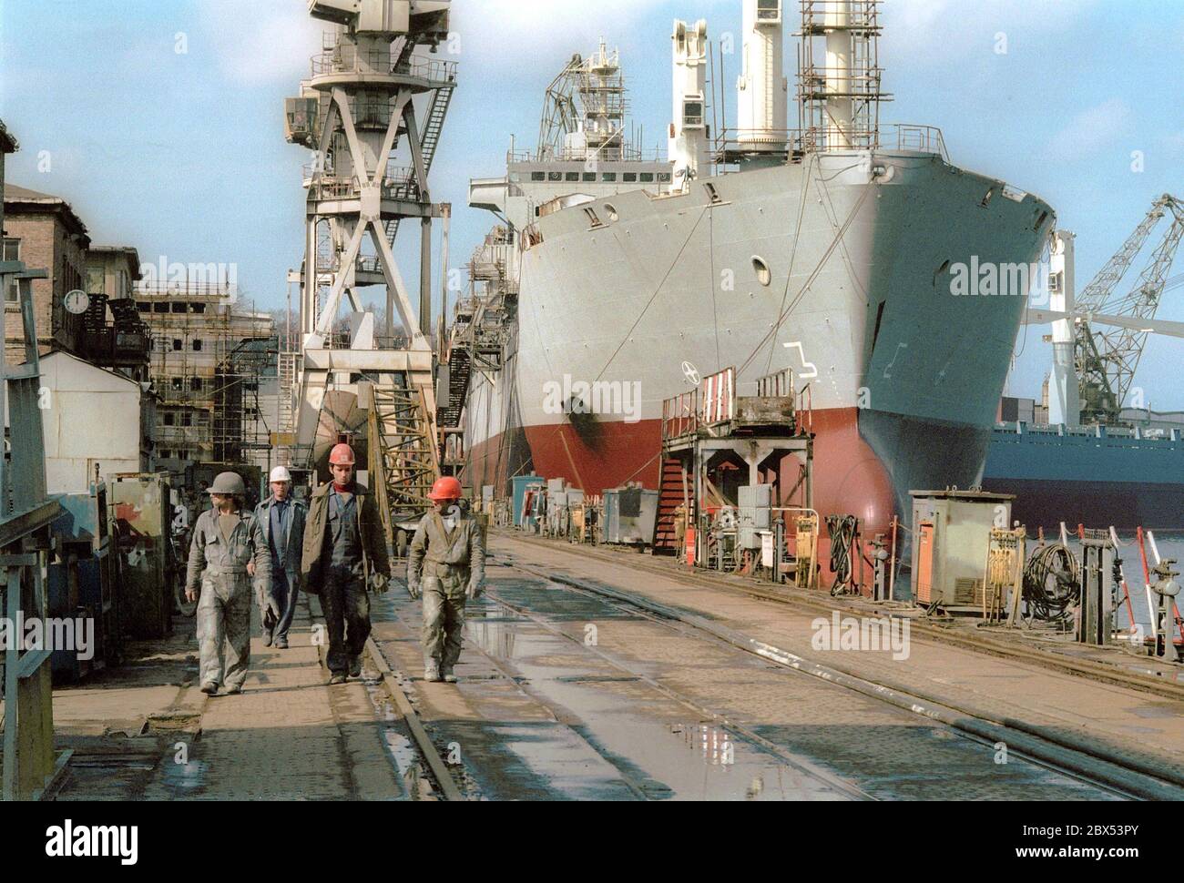 Mecklenburg-Western Pomerania / GDR / 1990 Neptun-Warnow shipyard in ...