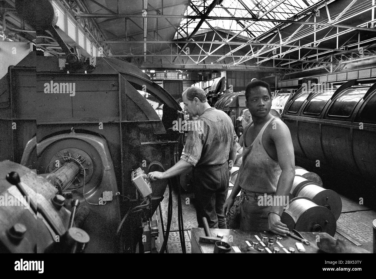 Berlin / Koepenick / GDR / Industry 12 / 1989 KWO-Kabelwerke Oberspree ...