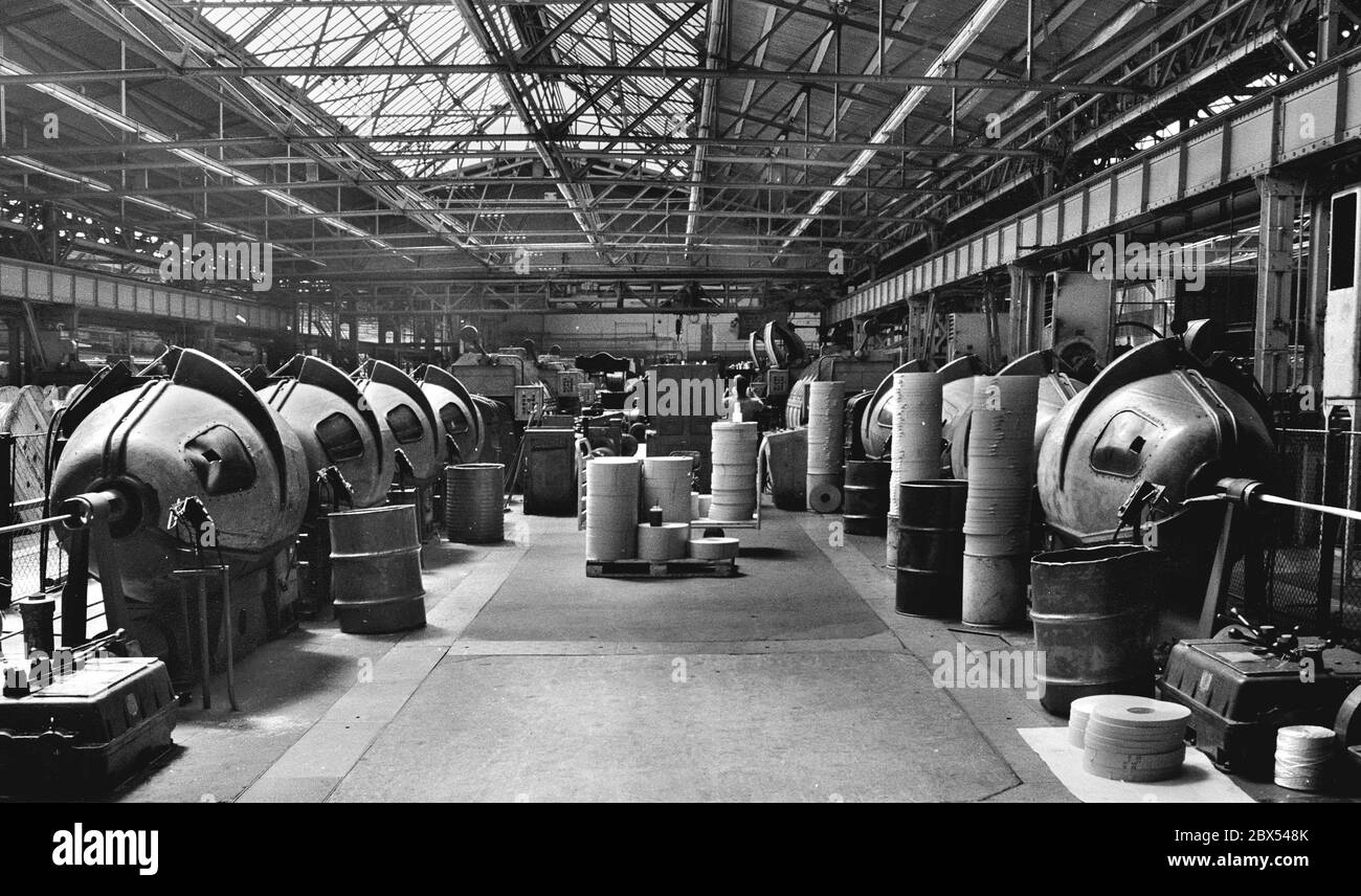 Berlin / Koepenick / GDR / Industry 12 / 1989 KWO-Kabelwerke Oberspree ...