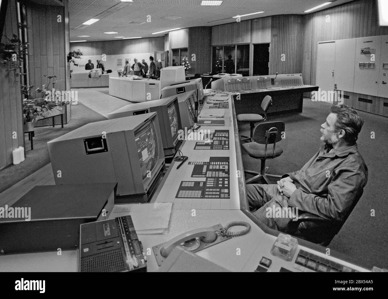 Saxony-Anhalt / GDR / Industry / 1990 / Leuna, the former Walter ...