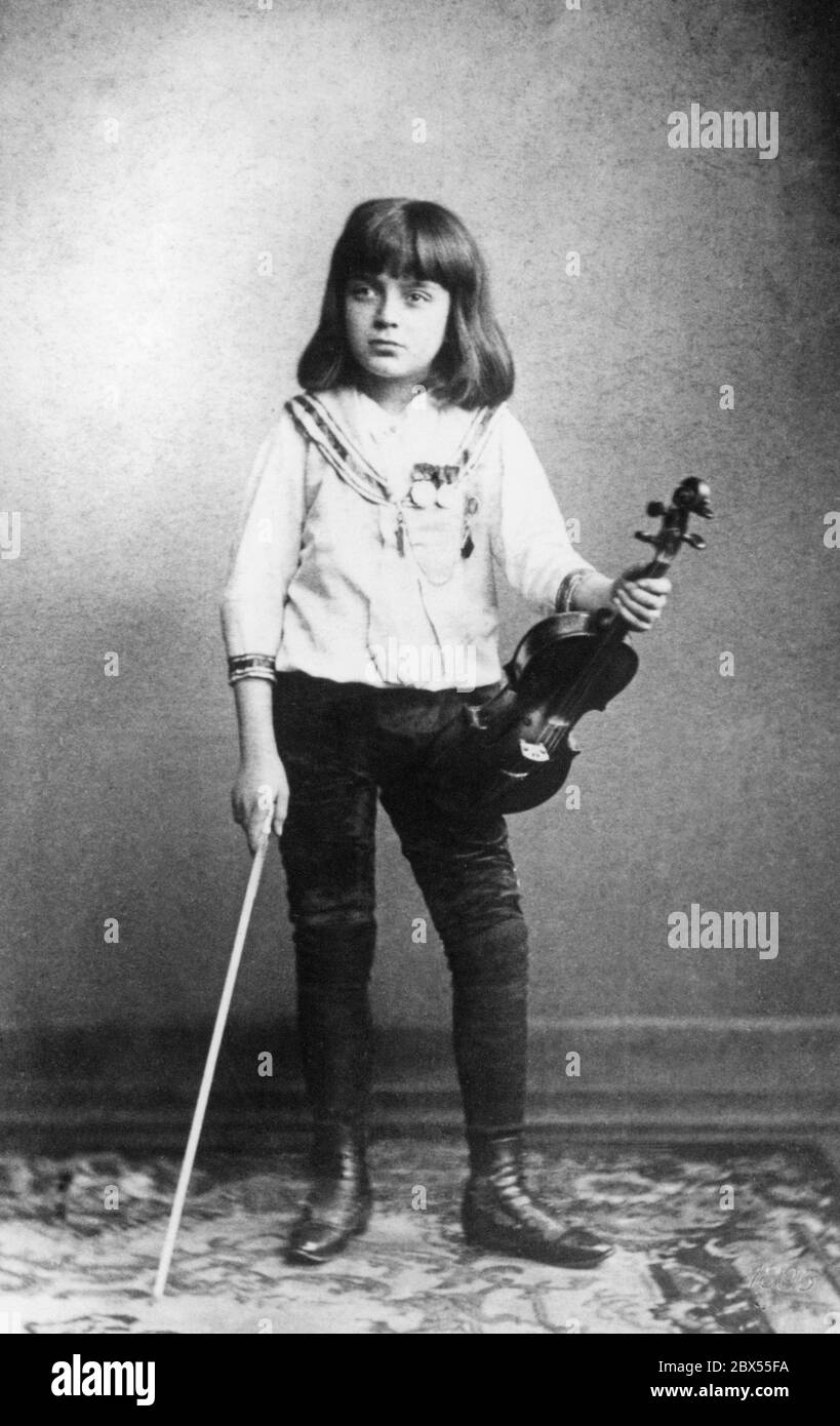 The Polish violinist was called a "child prodigy" in his childhood. In ...