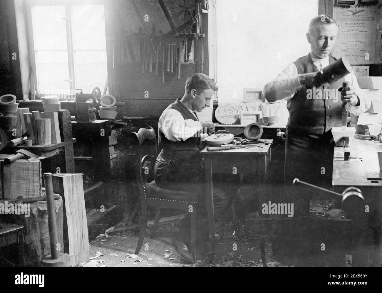 Model mold Black and White Stock Photos & Images - Alamy
