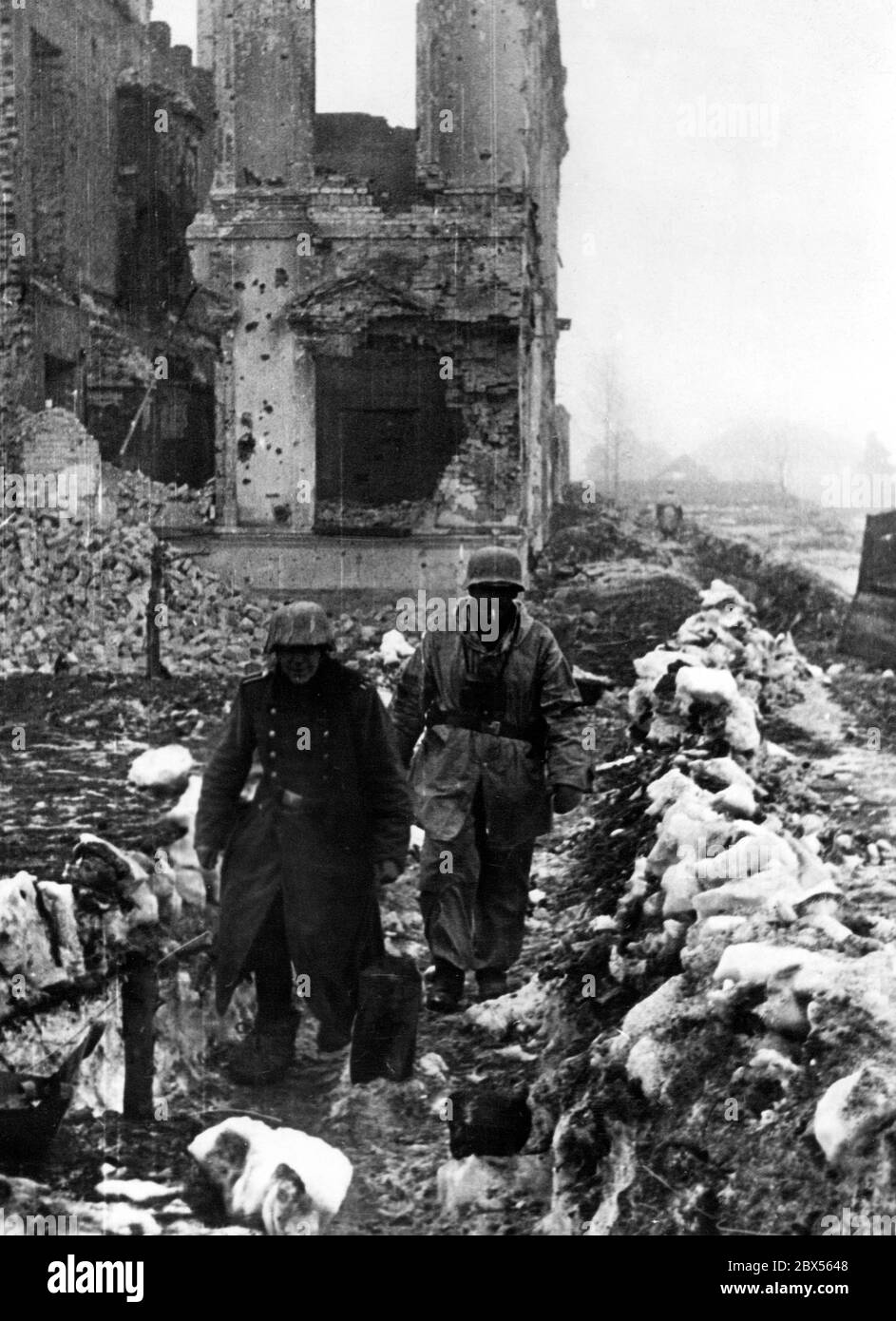 World War 2 Soldier Smoking High Resolution Stock Photography and ...