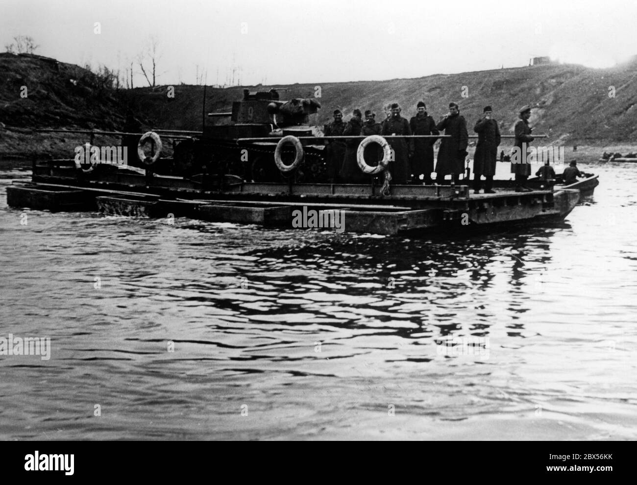 Battle tank cross section hi-res stock photography and images - Alamy