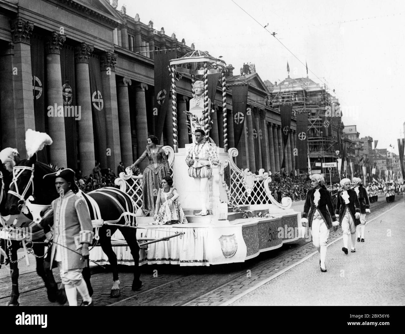 View of the procession on the occasion of the congress of the foreign ...