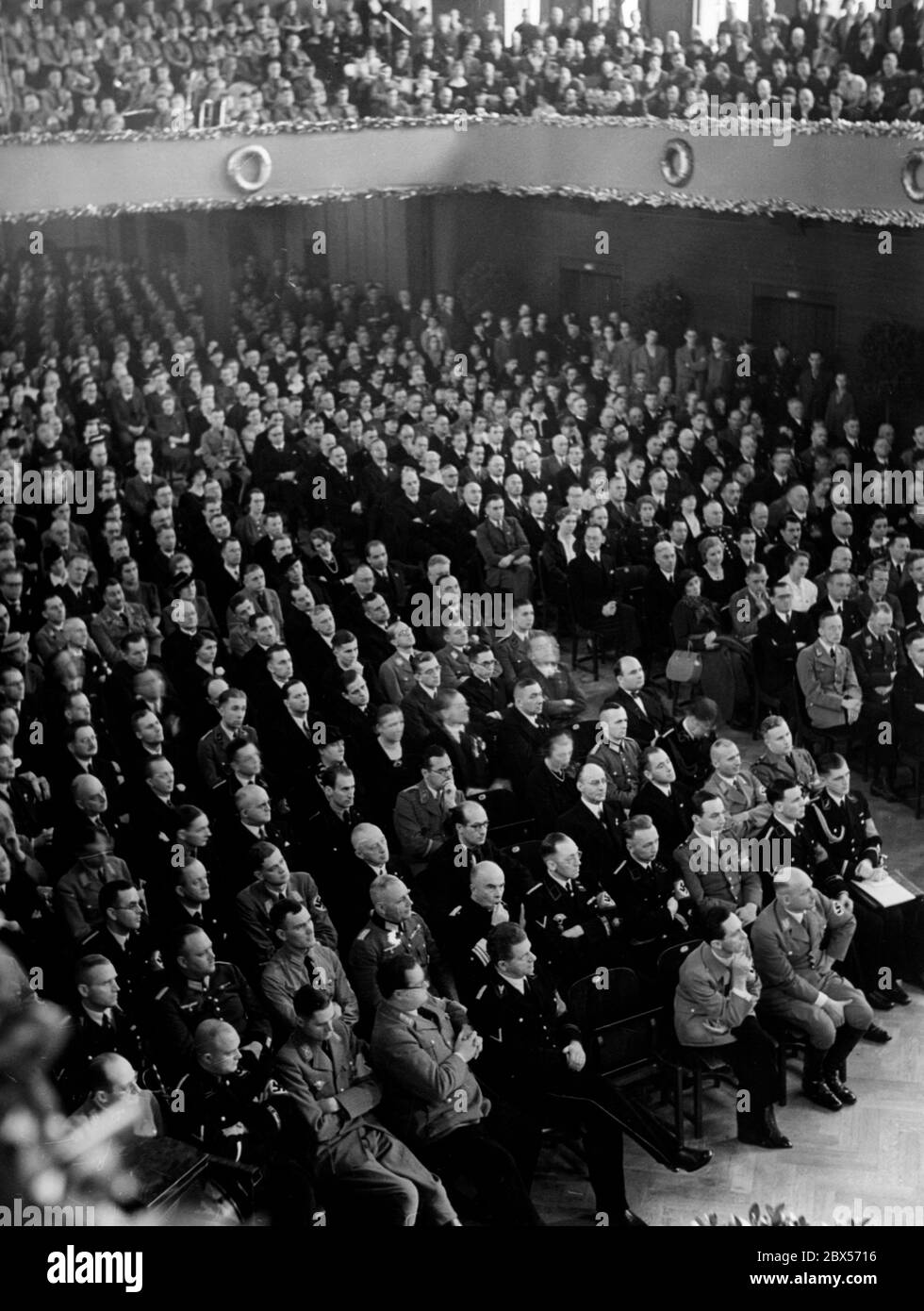 Viewers right Black and White Stock Photos & Images - Alamy