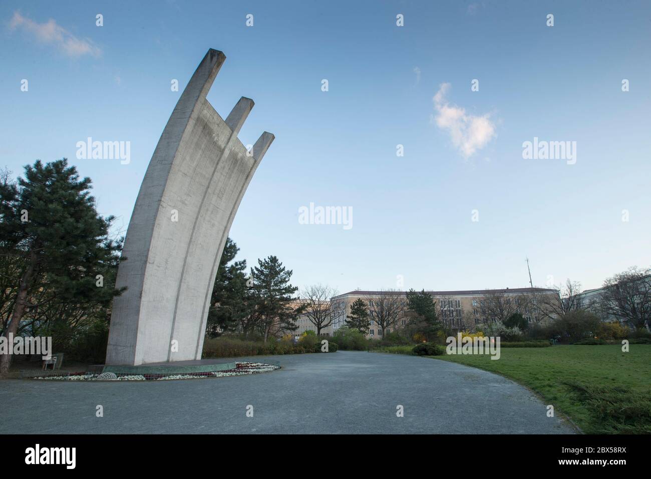 Air corridors hi-res stock photography and images - Alamy