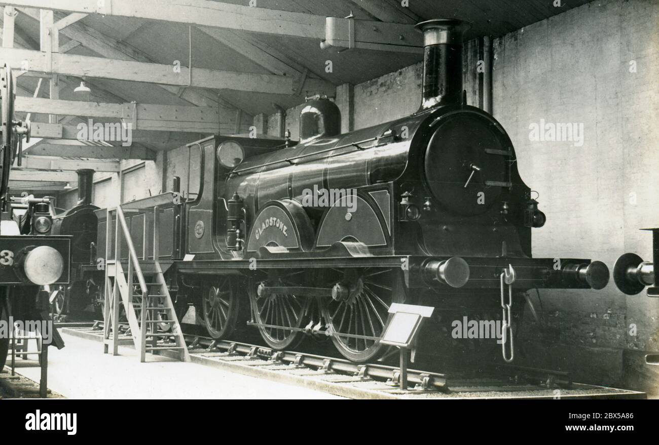 Gladstone steam locomotive, n. 1275, probably 1930 Stock Photo - Alamy