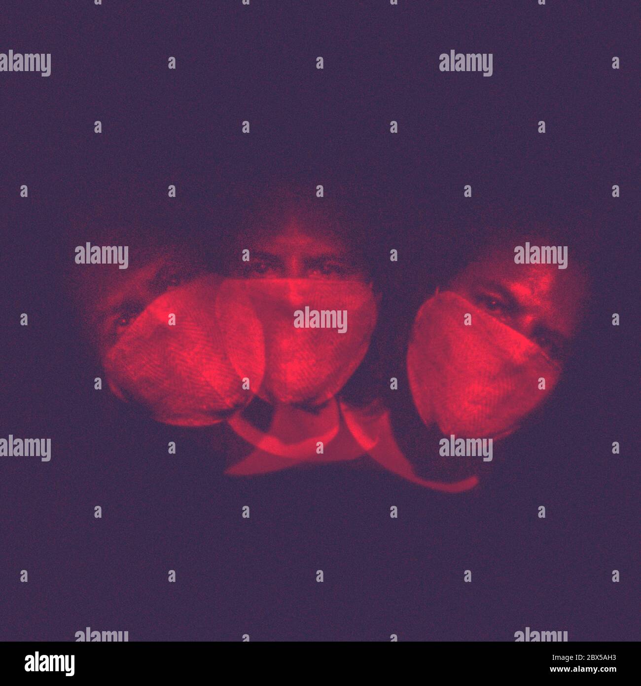 Pinhole mask hi-res stock photography and images - Alamy