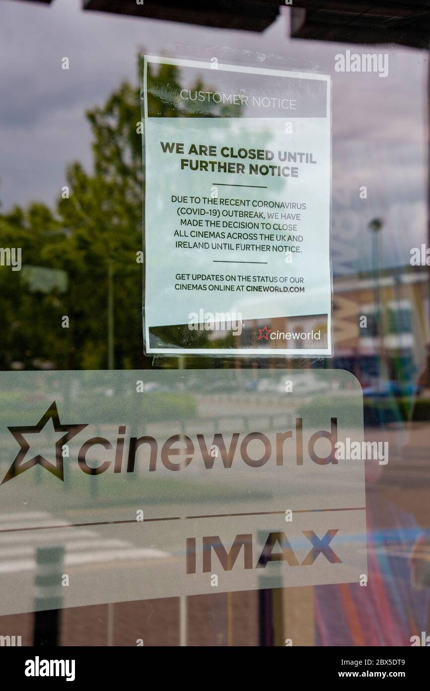 Cineworld cinema sign hi-res stock photography and images - Alamy