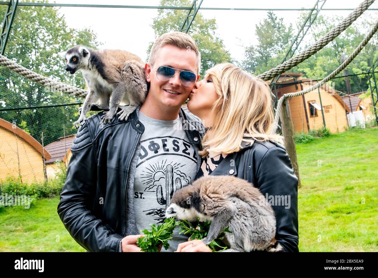 Hodenhagen, Germany. 06th Sep, 2019. Annemarie Eilfeld and her friend ...