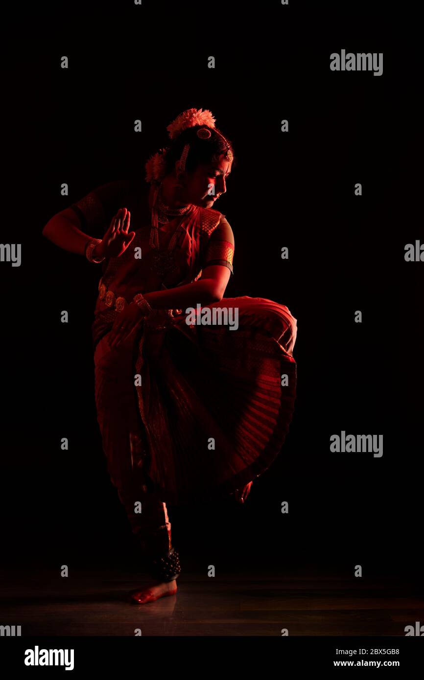Bharatnatyam dancer doing a natraj mudra during her performance Stock ...