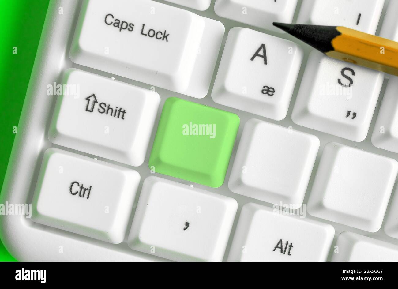 Pc Keyboard Key With Empty Note Paper Above Copy Space Stock Photo - Alamy