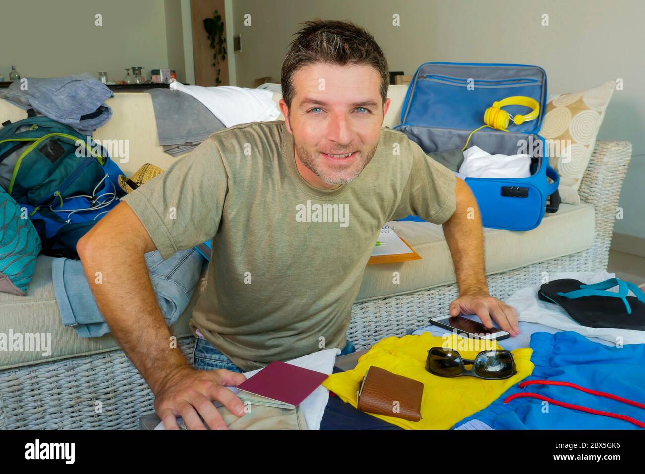 Suitcase packing mess hi-res stock photography and images - Alamy