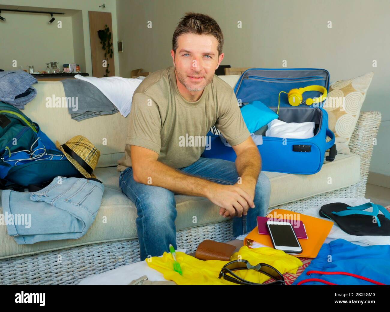 Suitcase packing mess hi-res stock photography and images - Alamy