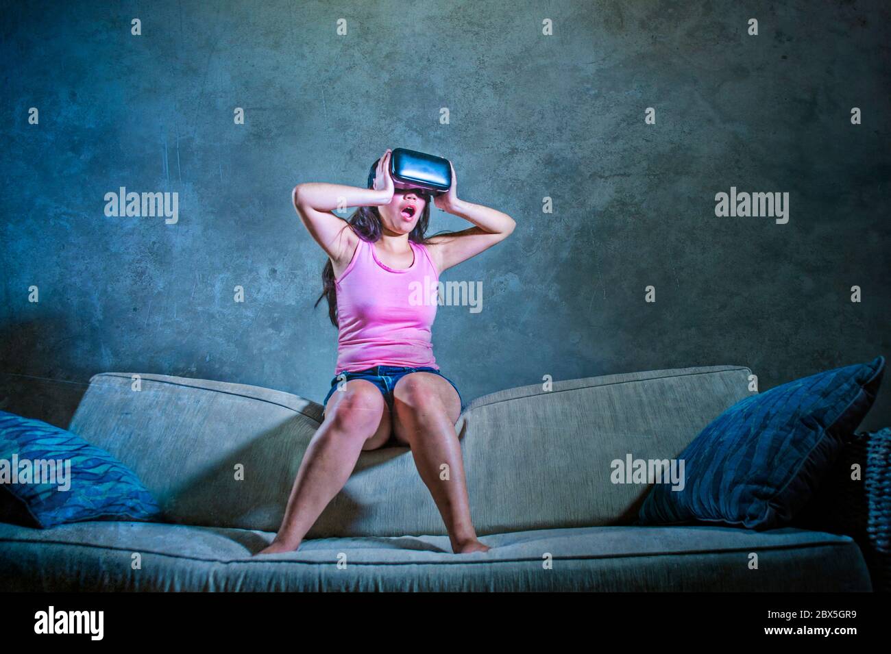 Gru gaming hi-res stock photography and images - Alamy