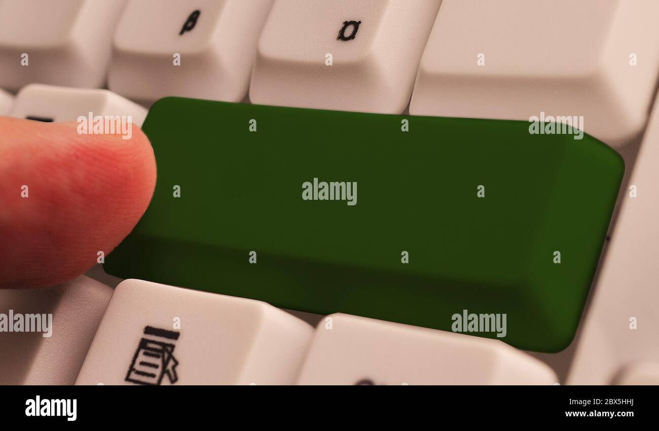 White Pc Keyboard With Empty Note Paper Above White Key Copy Space ...