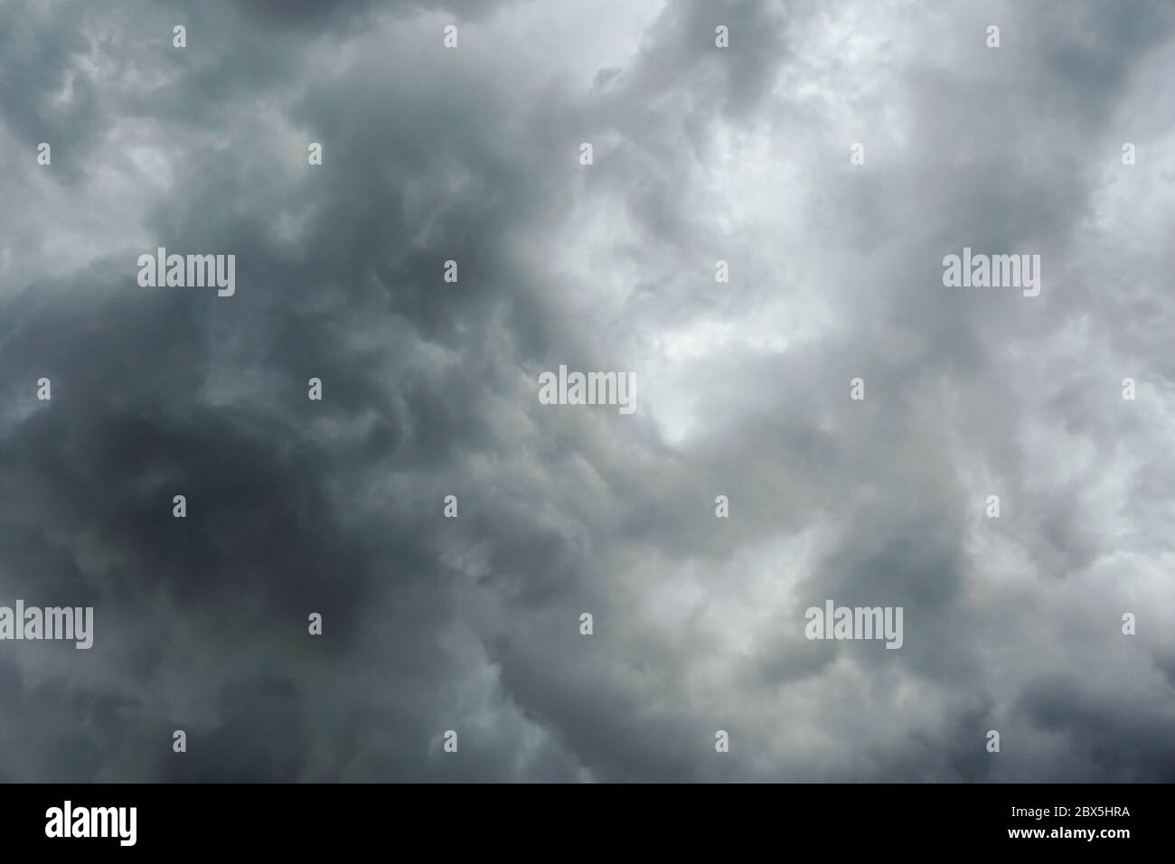 Sky moving background hi-res stock photography and images - Alamy