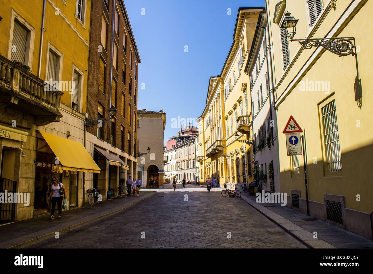 Old town parma emilia romagna italy hi-res stock photography and images ...