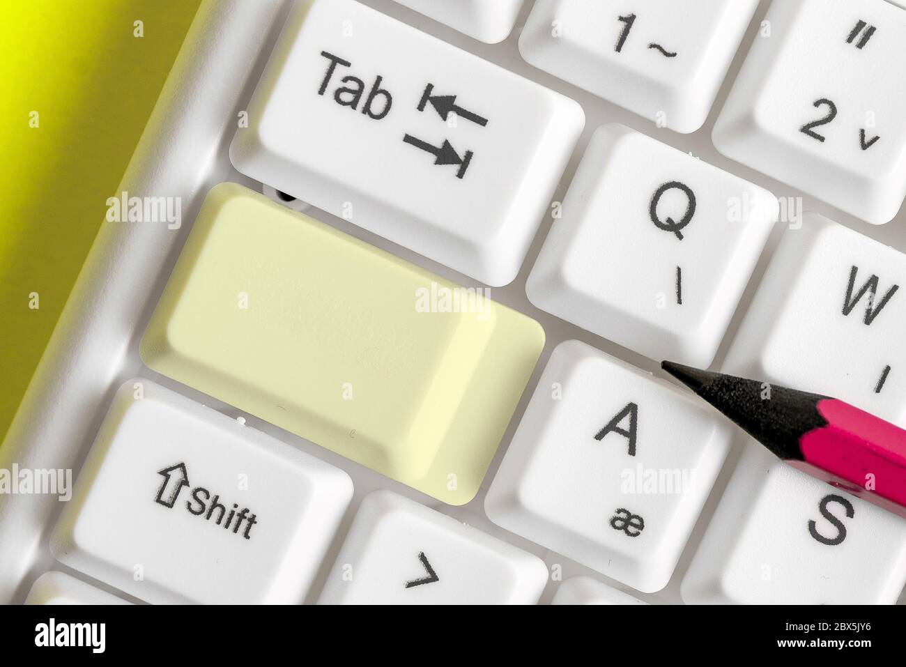 Pc Keyboard Key With Empty Note Paper Above Copy Space Stock Photo - Alamy