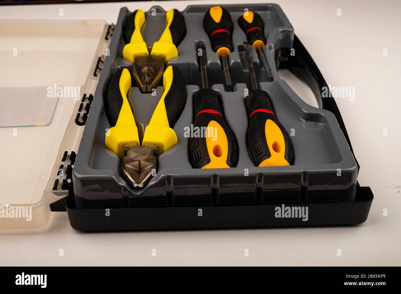 Installation tools hi-res stock photography and images - Alamy