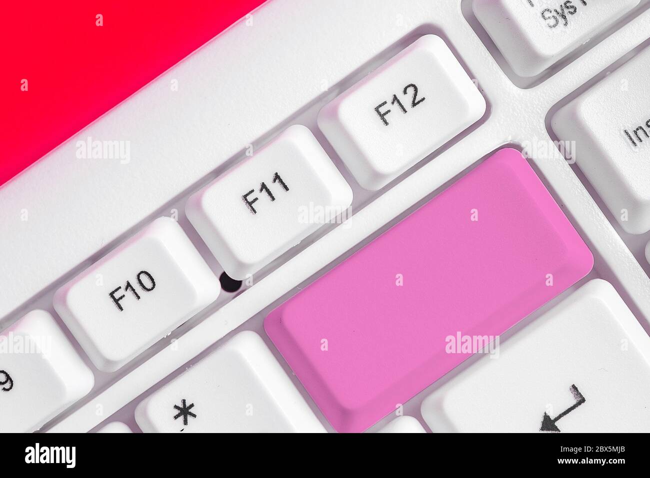 Pc Keyboard Key With Empty Note Paper Above Copy Space Stock Photo - Alamy