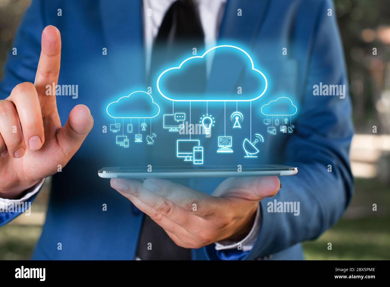 Futuristic Big Data Cloud Computing Diagram Network Storage Technology ...