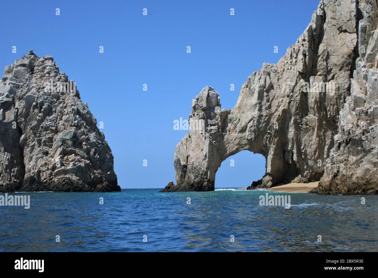 Arch of Cabo San Lucas, Baja California, Mexico. The distictive rock ...