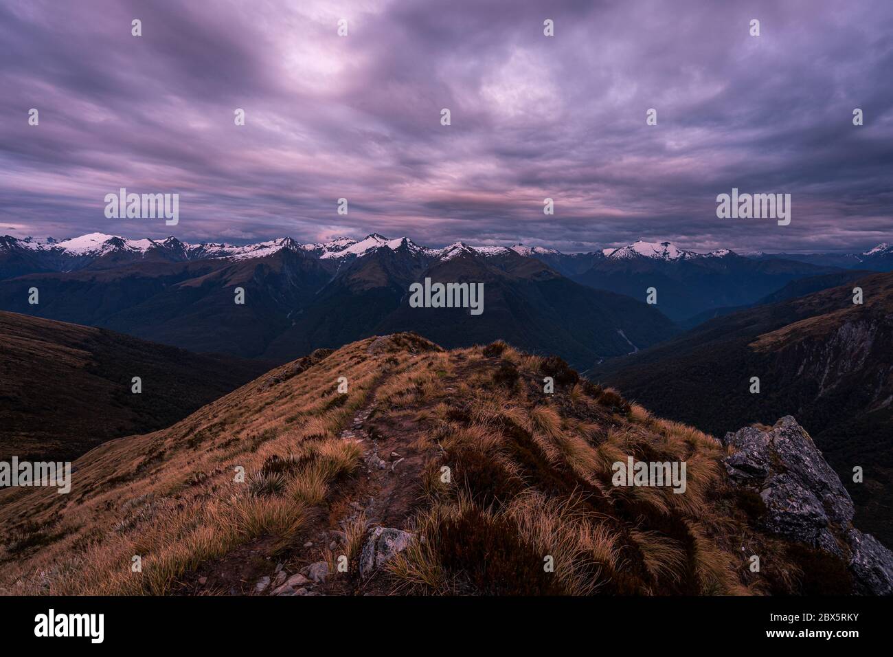 Mount aspiring new zealand hi-res stock photography and images - Alamy