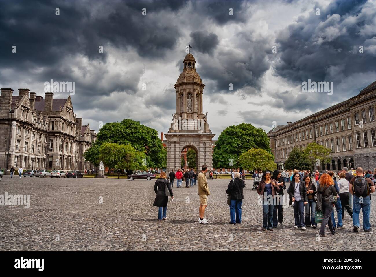 College city hi-res stock photography and images - Alamy