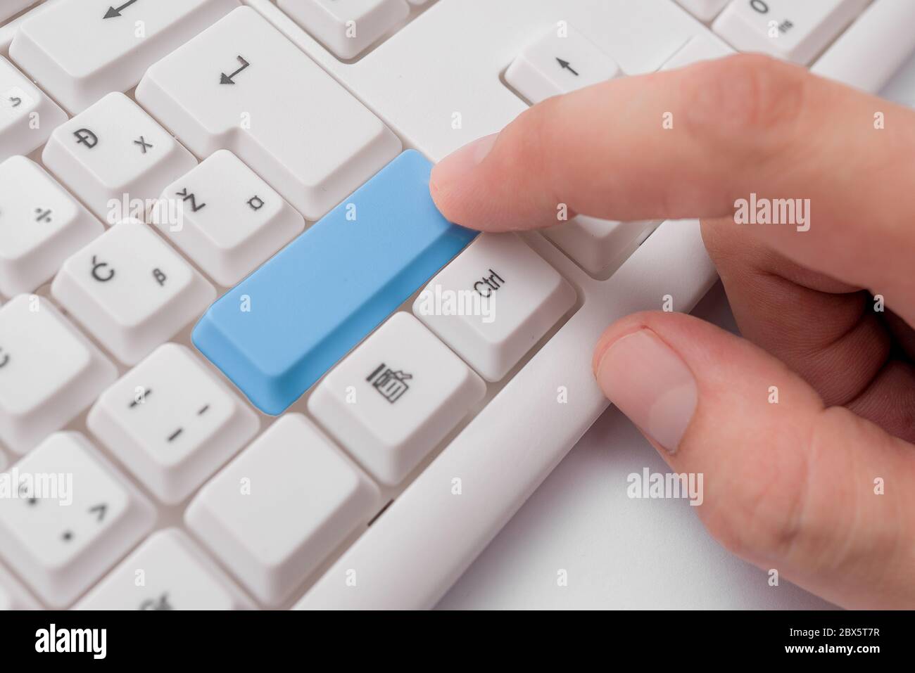 Pc Keyboard Key With Empty Note Paper Above Copy Space Stock Photo - Alamy
