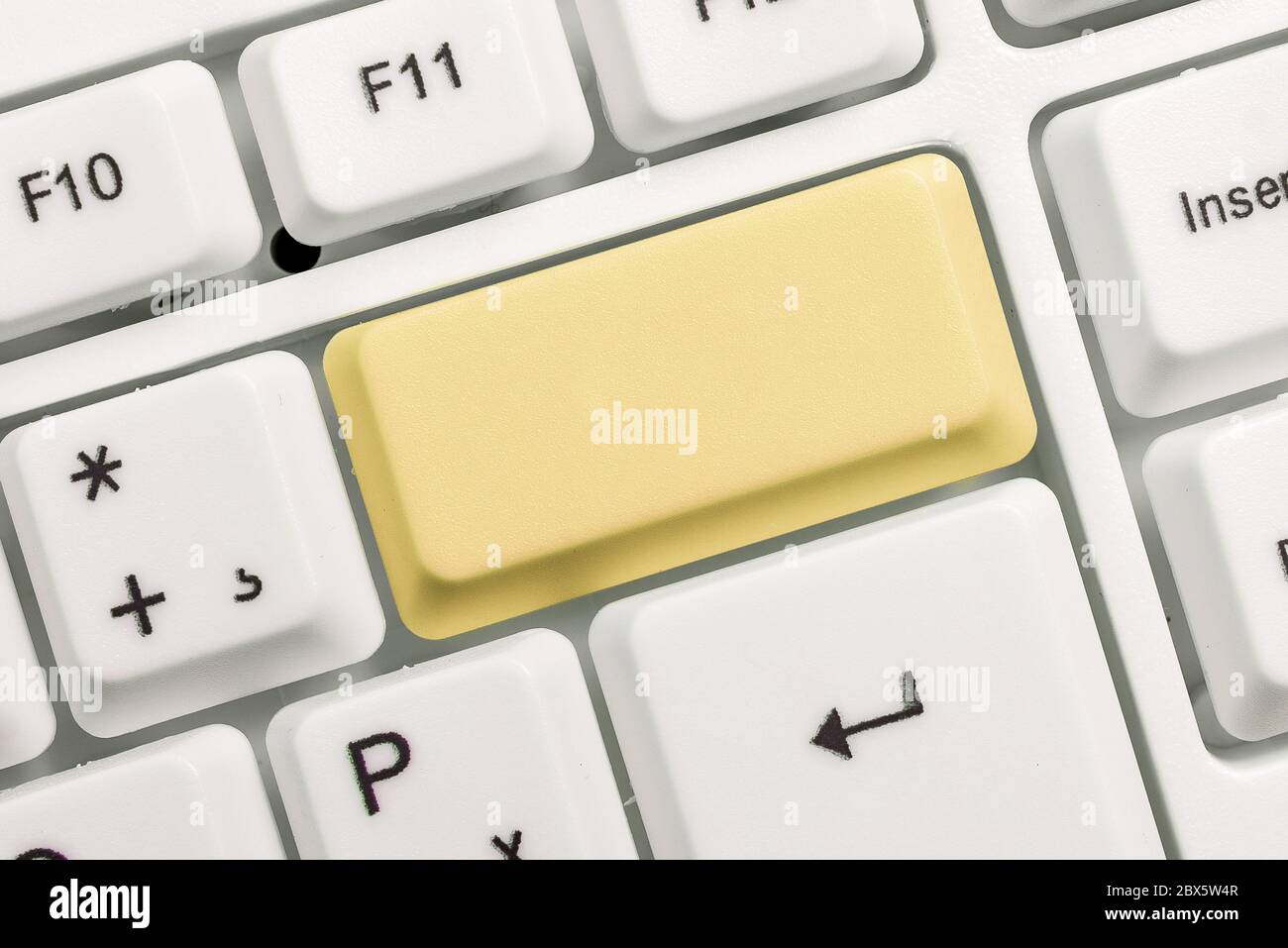 Pc Keyboard Key With Empty Note Paper Above Copy Space Stock Photo - Alamy